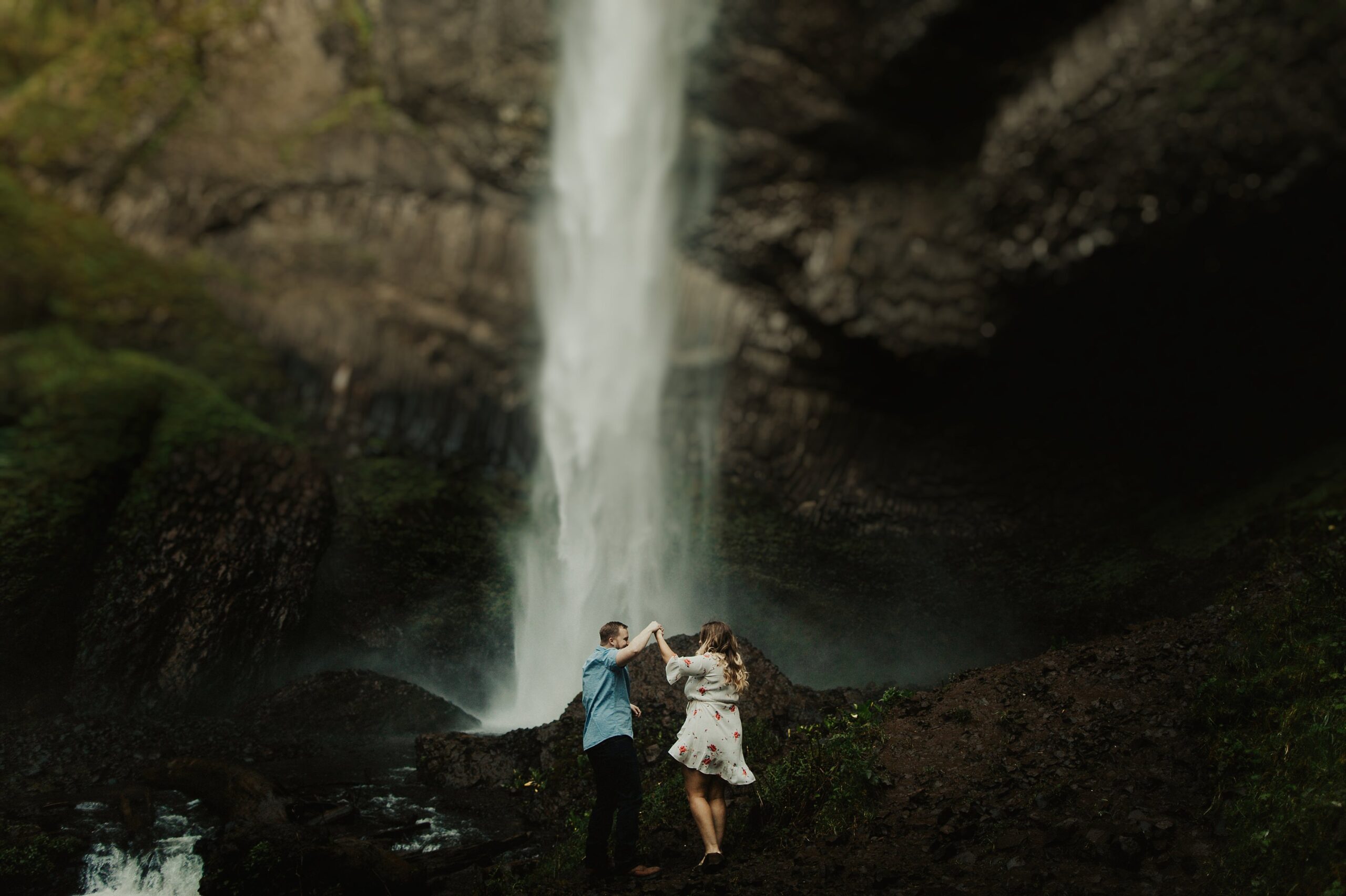 Emily + Dalton Latourell Falls Anniversary Session