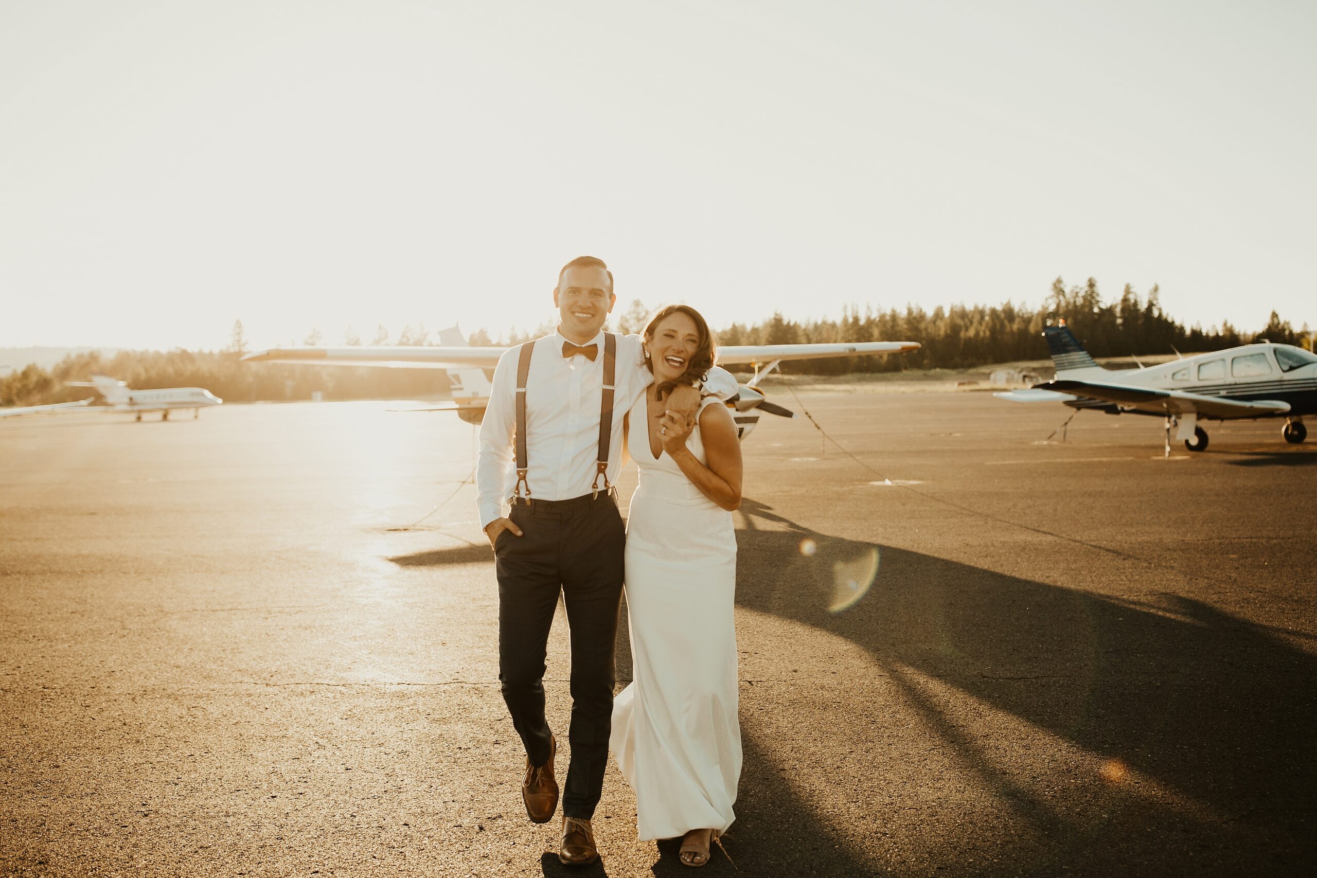 Airplane hangar wedding 60 photos - Astyledwedding.com