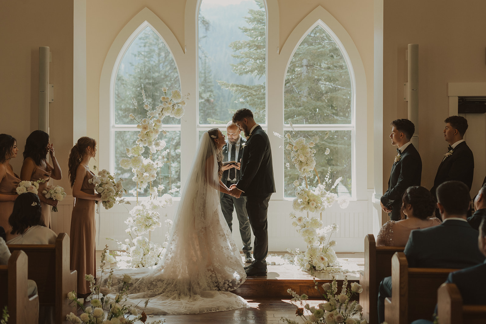 Mid-Summer Chapel Wedding at Tamarack Resort